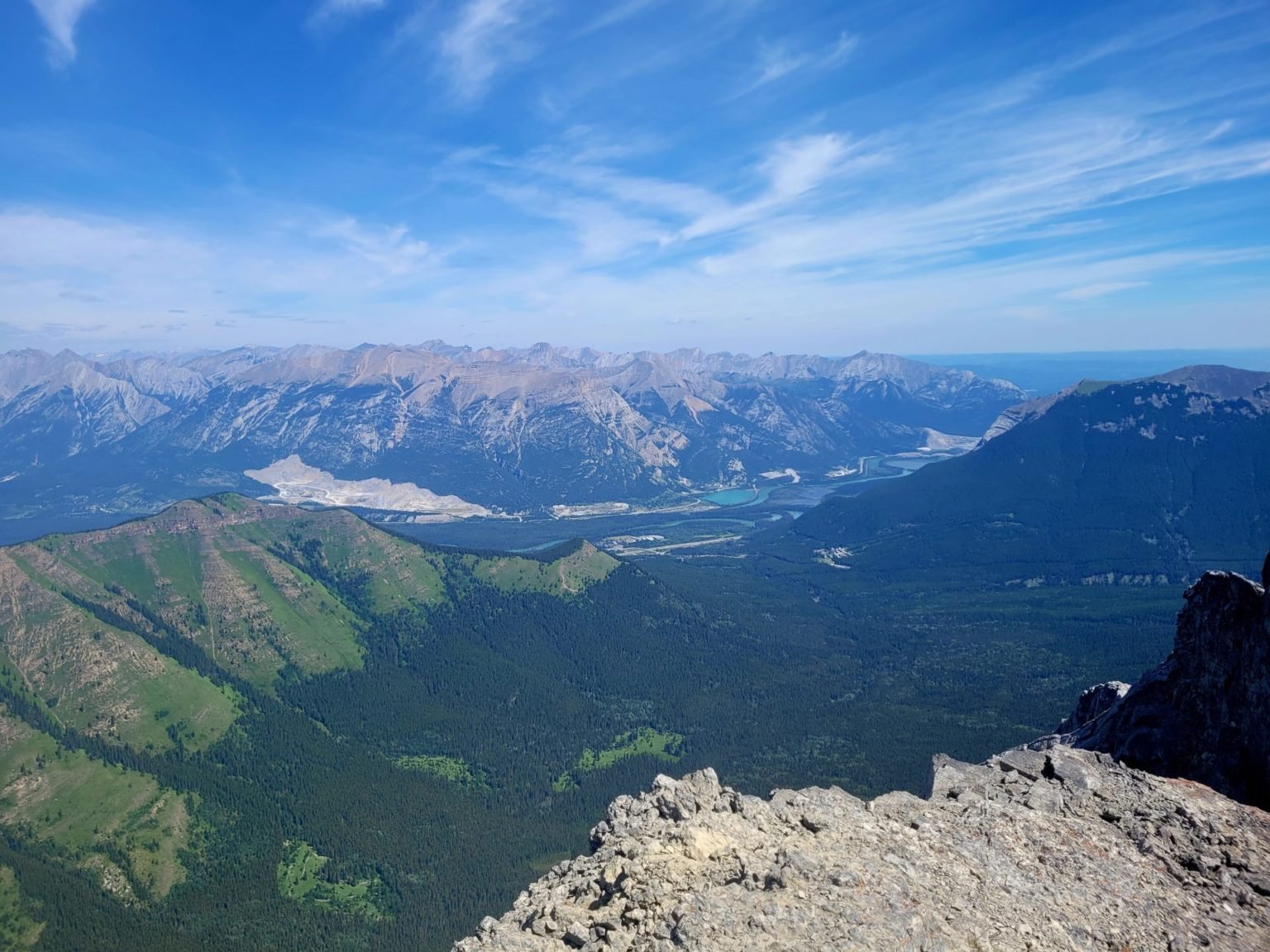 Windtower Summit Hiking Guide - BUILD & BOARD TRAVEL