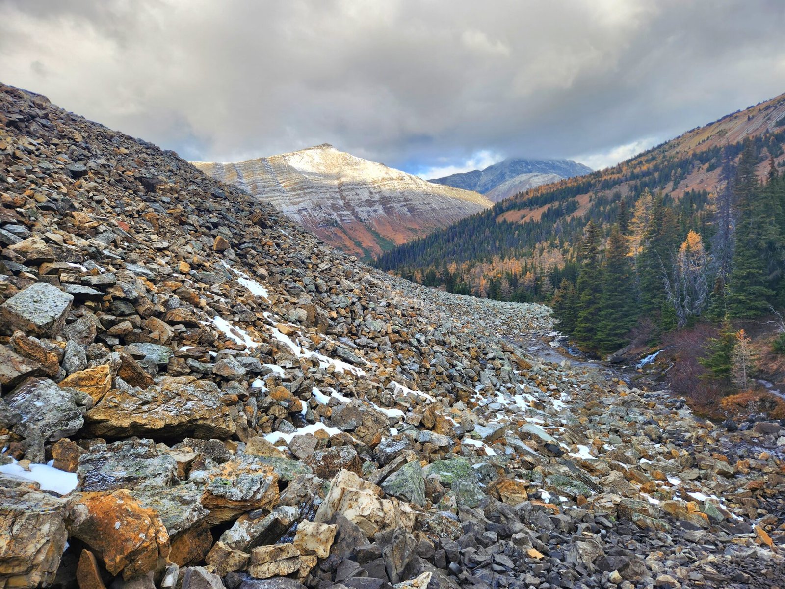 Arethusa Cirque Trail Guide